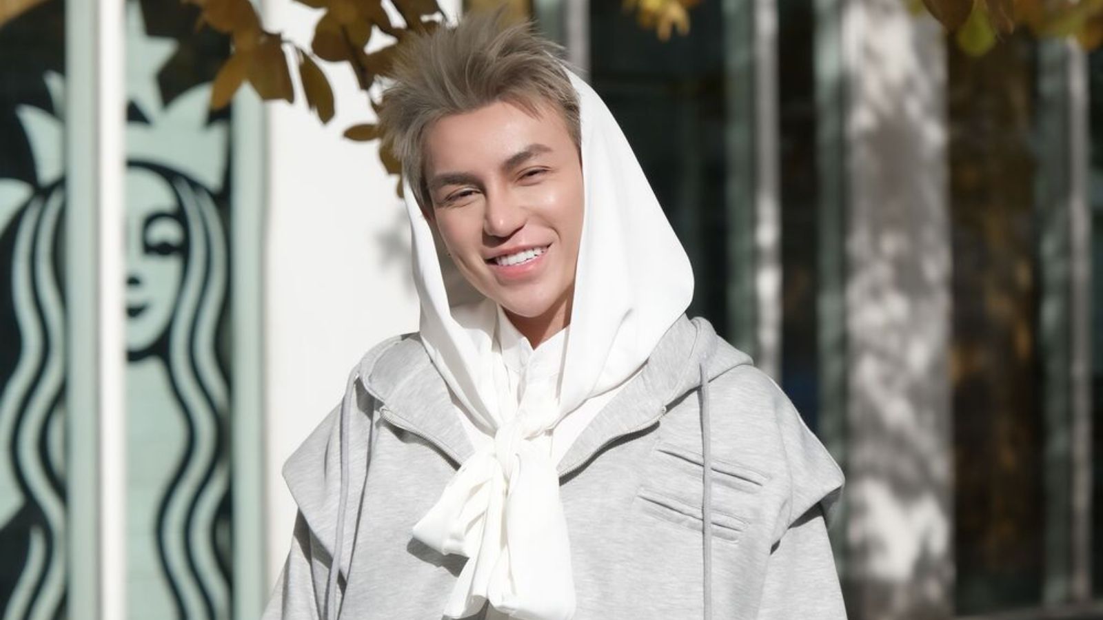 Call Me Duy “debut" hoành tráng, xuất hiện trên kênh truyền hình hàng ...